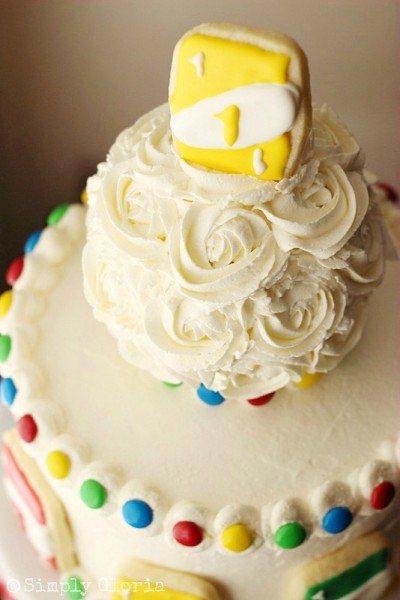 UNO Birthday Cake {With UNO Cookies} - Simply Gloria